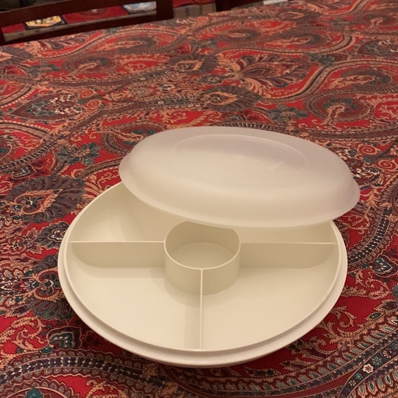 Tupperware | Kitchen | Vintage Tupperware Dip And Vegetable Tray With ...
